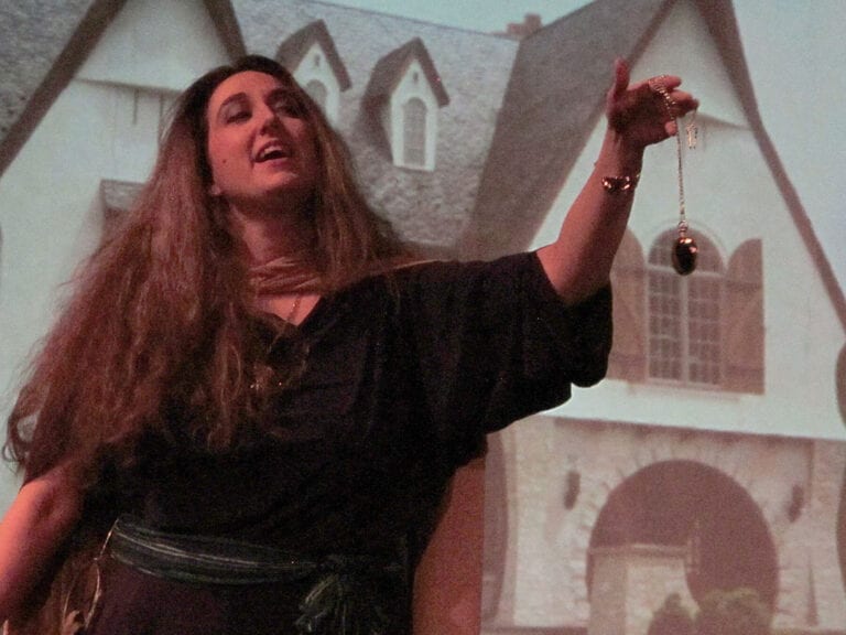 Explore Comic Operas - Comic Opera Guild